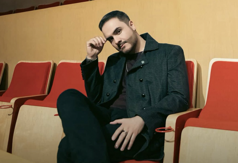 Alex Soto/Cantante, compositor y A& Claves para sobresalir en la ...